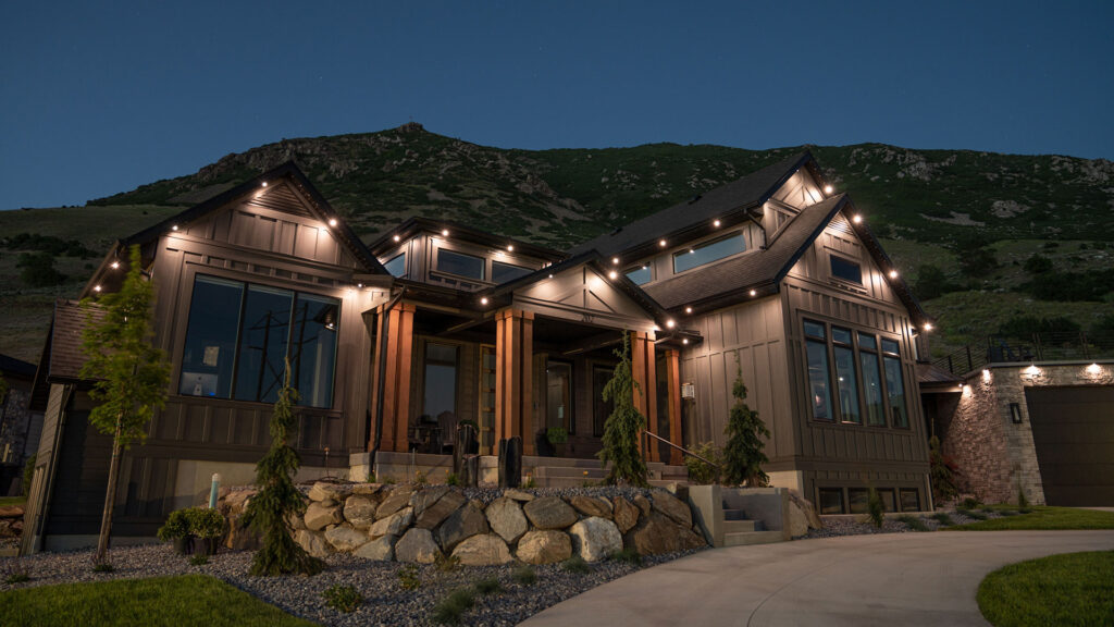 Modern Lightscapes Scripps Ranch | Permanent Year-Round Outdoor ...