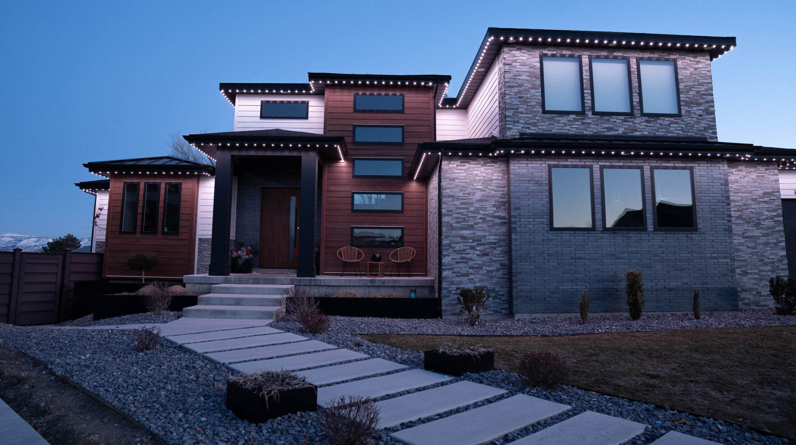 Outdoor Security Lighting San Diego | Modern Lightscapes
